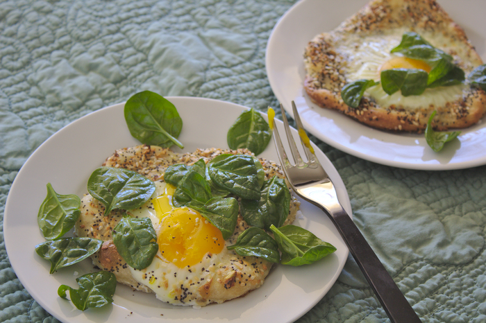 NYC Mini Breakfast Bagel Pizzas | The Frayed Apron